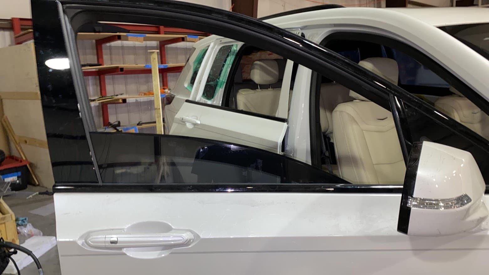 Can my armored car have operable windows?